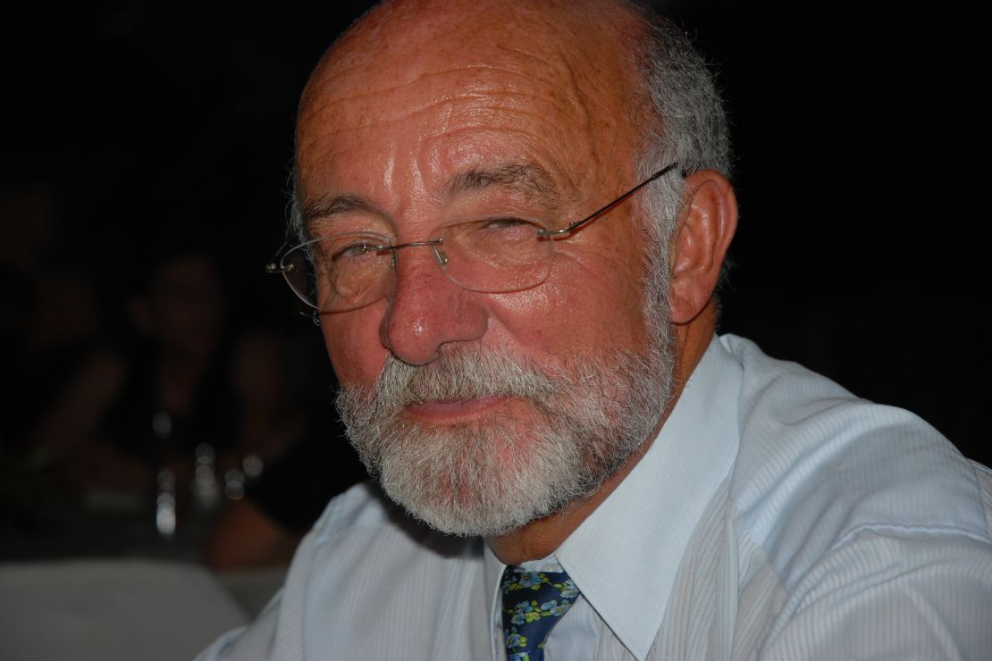 Fundador do Grupo Europeu de Linfologia e criador do Método Leduc ...